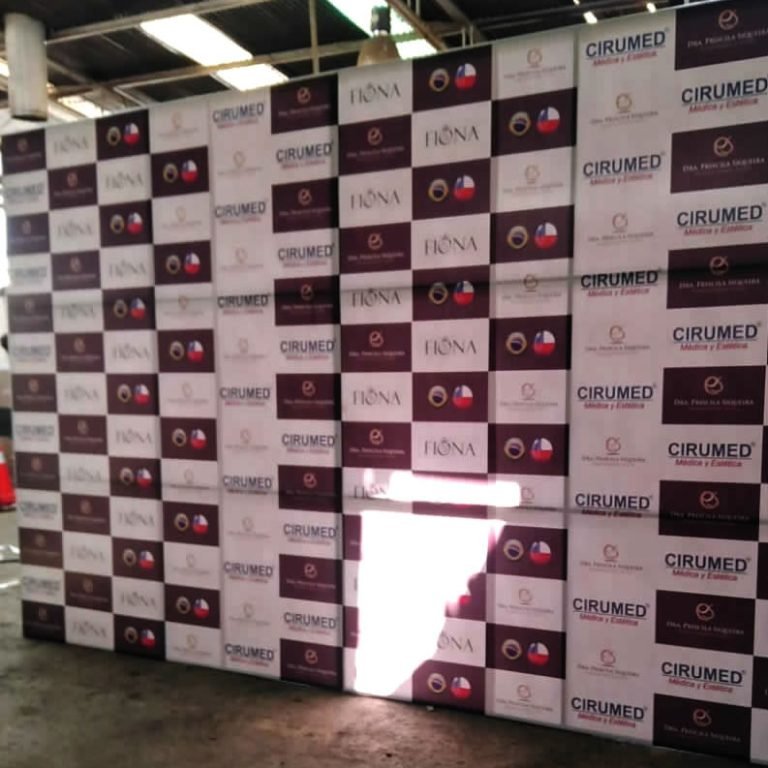 Pendón con estructura metálica (SKU:0102)